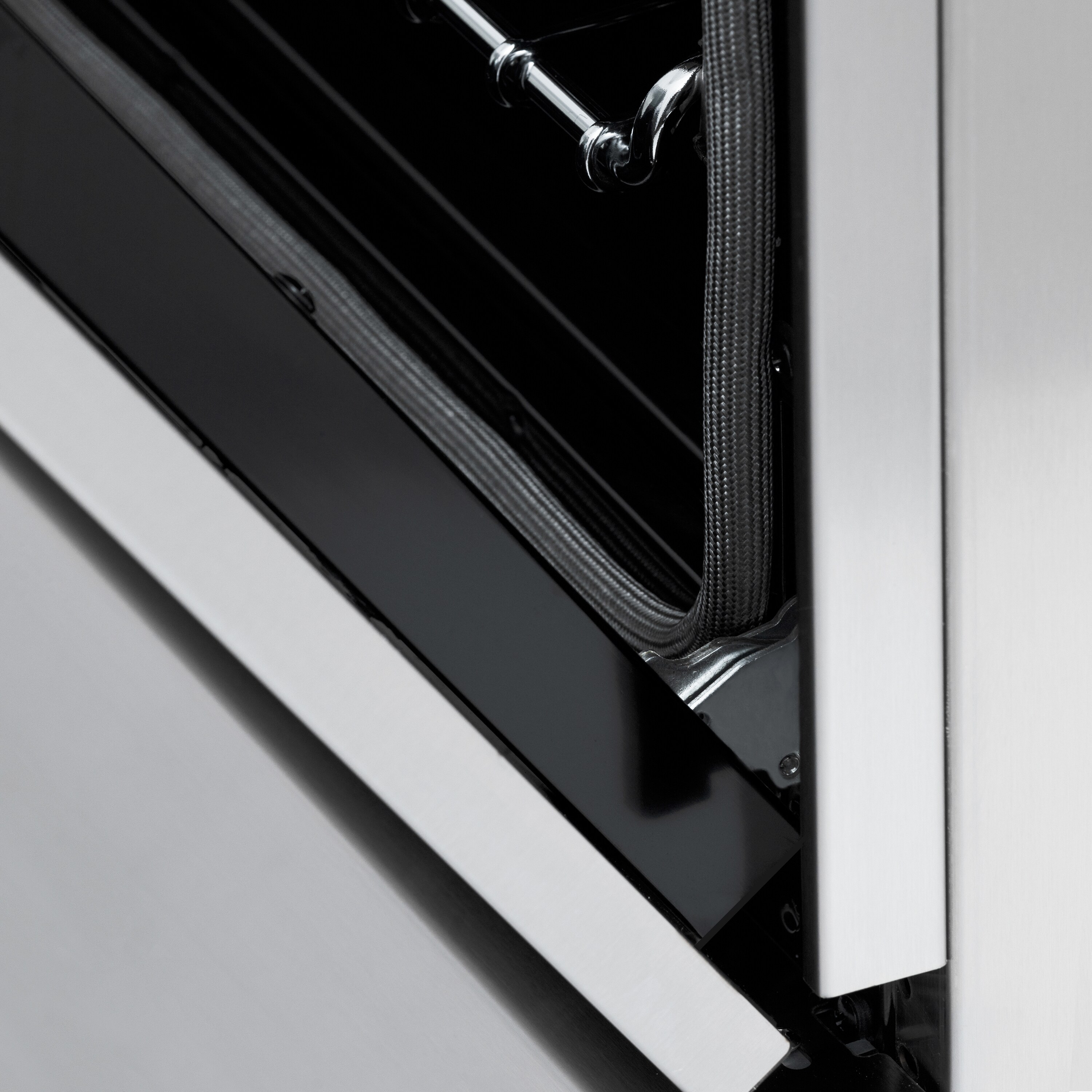 ZLINE KITCHEN & BATH Dual fuel range 36-in Deep Recessed 6 Burners ...