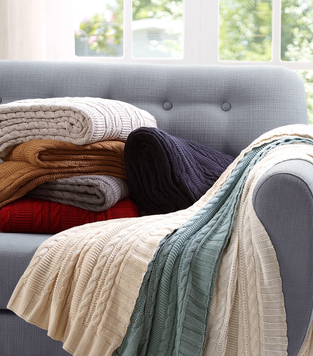 VCNY Home Dublin Cable Knit Throw Navy 50-in x 70-in Cotton Throw in ...