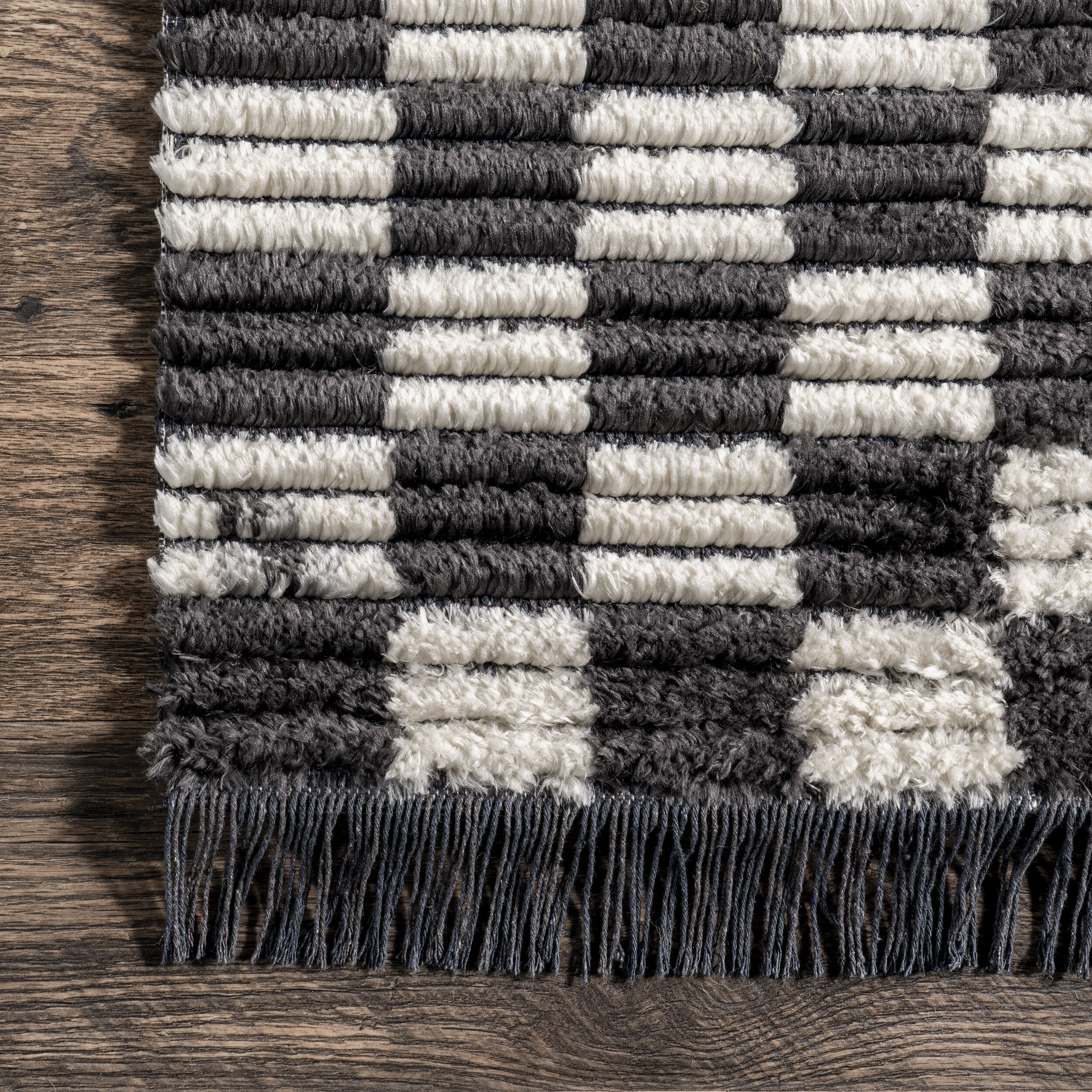 nuLOOM Pania Contemporary Checkered Fringe 4ft. x 6ft. Dark Grey Area ...
