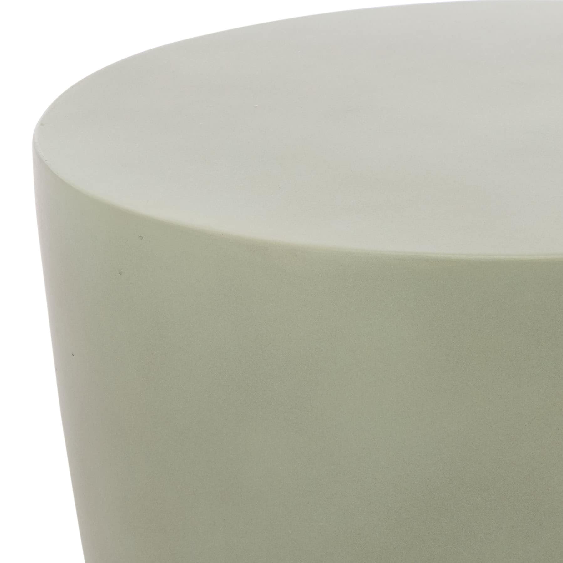 Safavieh Aishi In/Outdoor Accent Table/Sage Green in the Patio Tables ...