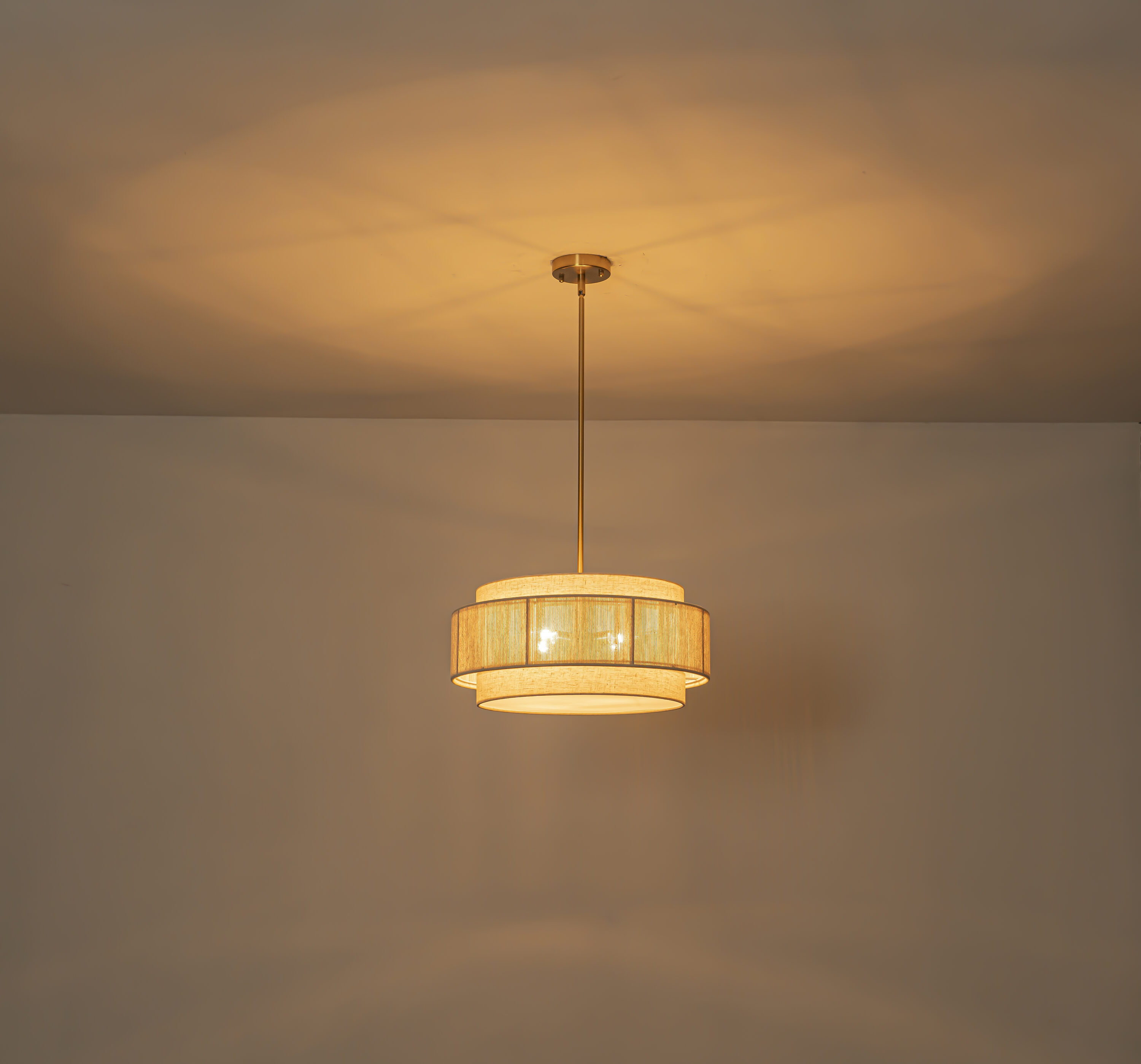 EDISLIVE 4 -Light Off-white Modern/contemporary Fabric Drum Medium ...