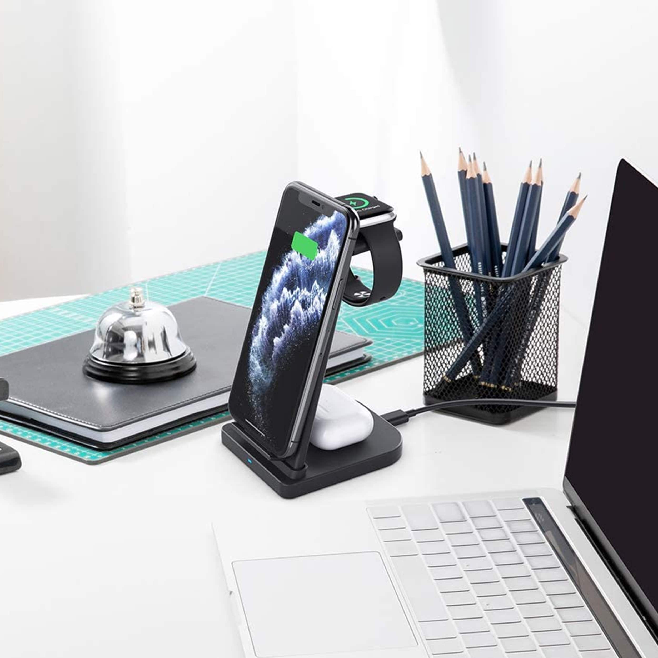 Trexonic 3 in 1 Fast Charge Charging Station in Black in the Mobile ...