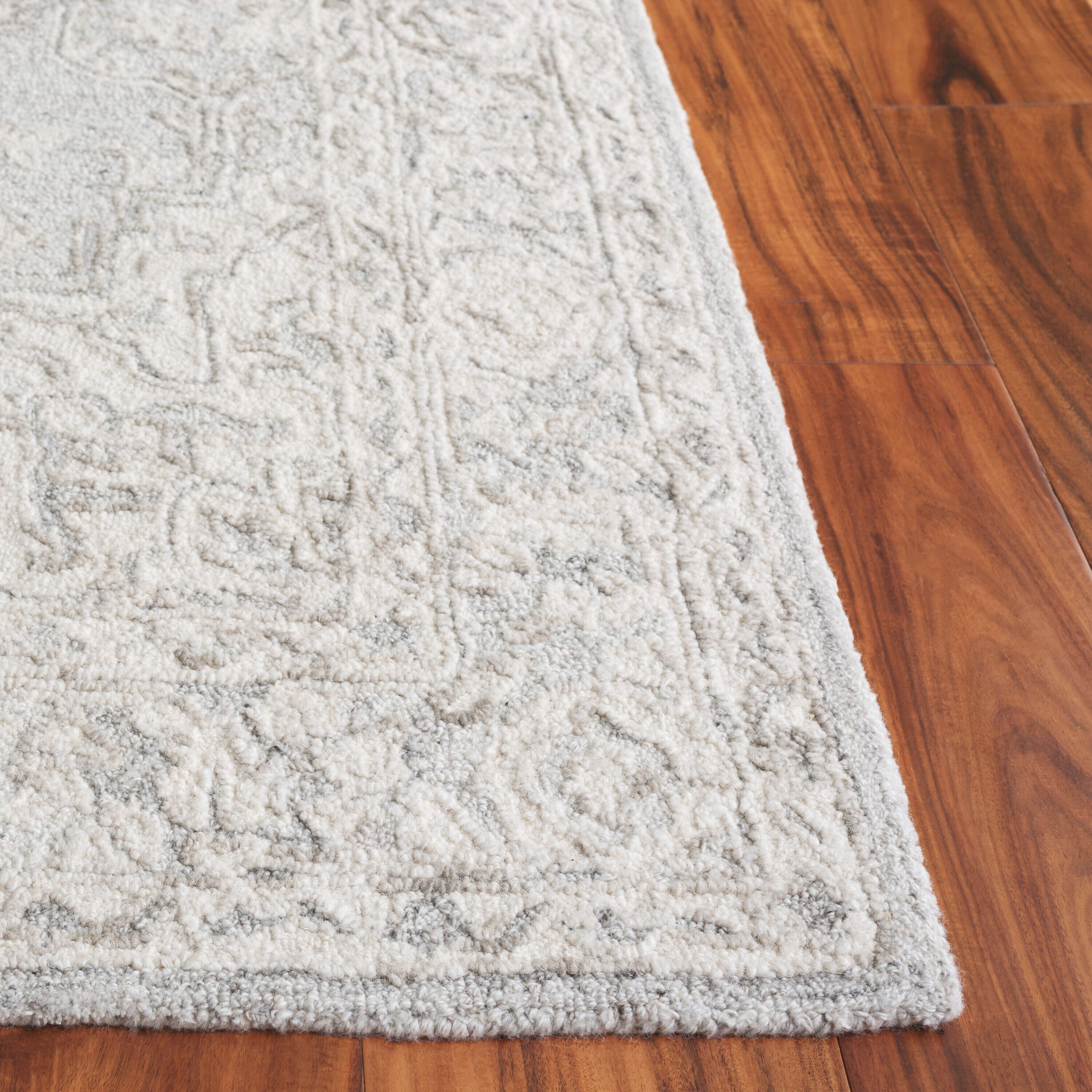 Safavieh Metro 896 Light Gray/Ivory Traditional 5ft x 8ft Medium ...