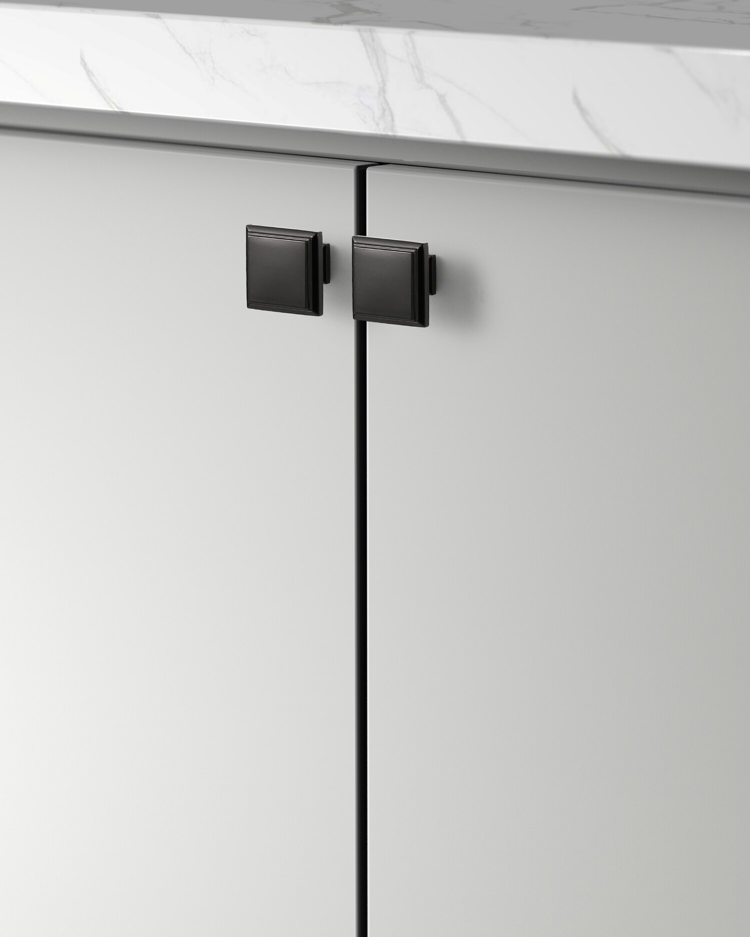 Sapphire Accent Series 1-in Black Square Modern Cabinet Knob 20 -Pack in the Cabinet Knobs ...