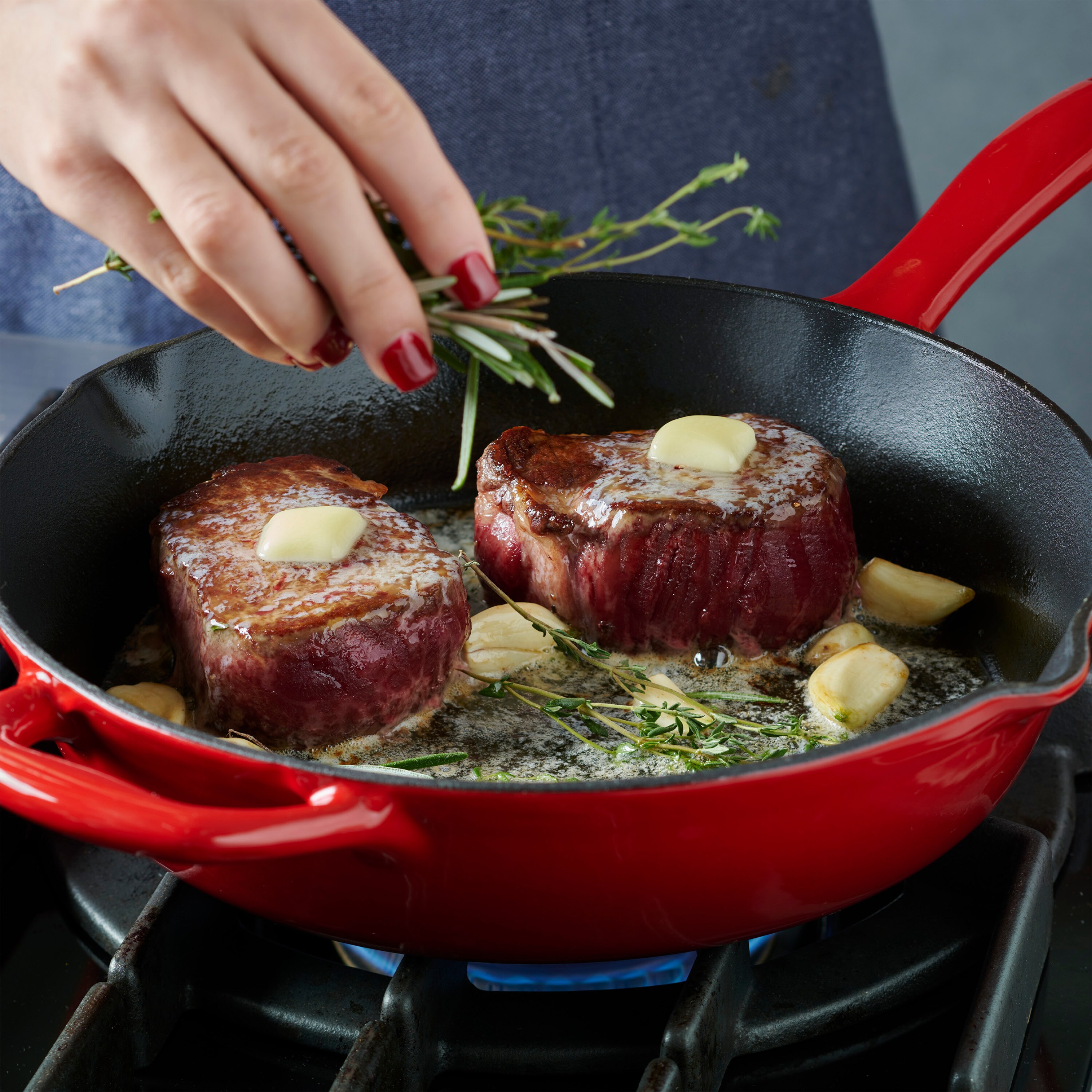 Tramontina Bestow 10 in Enameled Cast-Iron Skillet - Gradated Red in ...