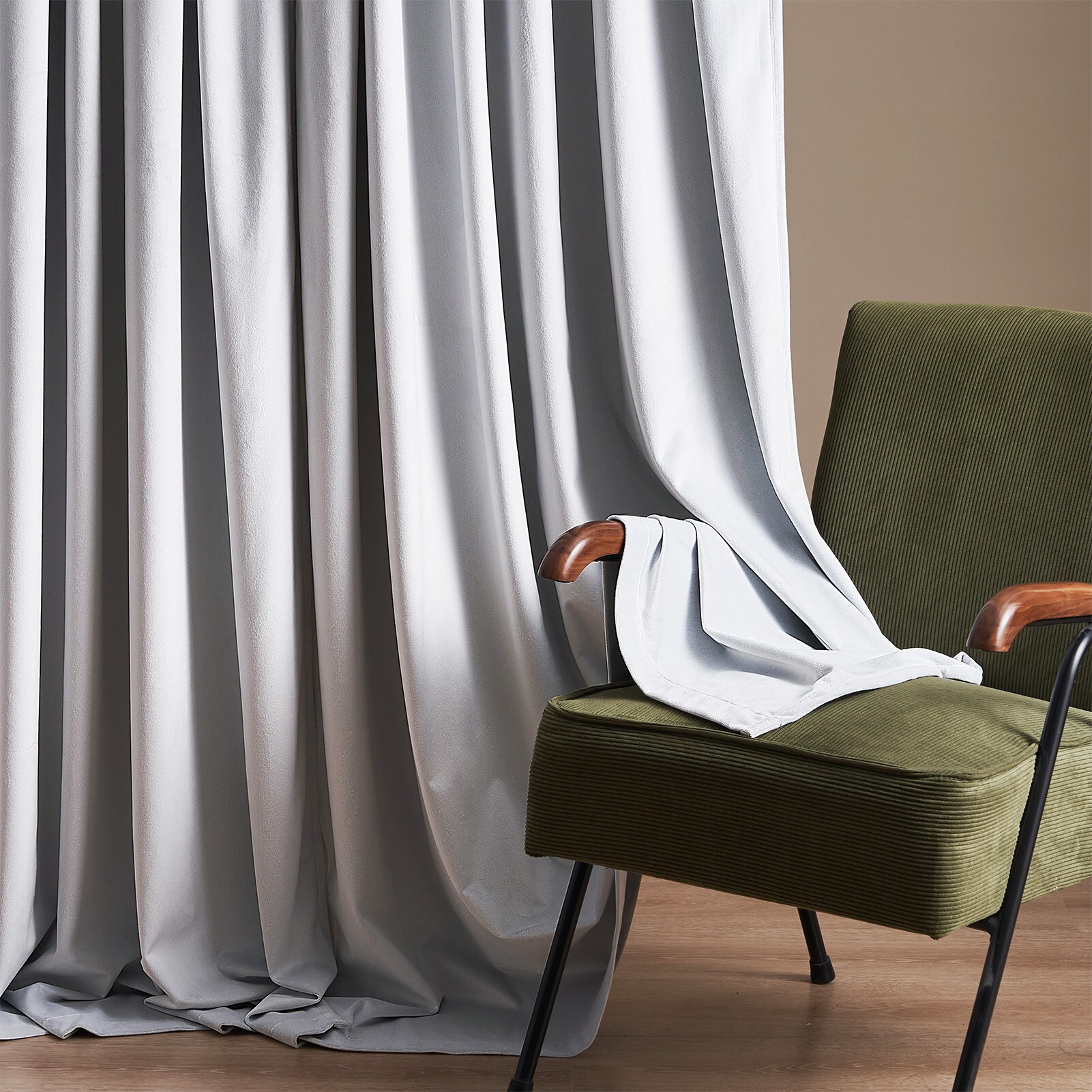 Topfinel 108-in GreyWhite Blackout Velvet Back tab/Rod pocket Curtain ...