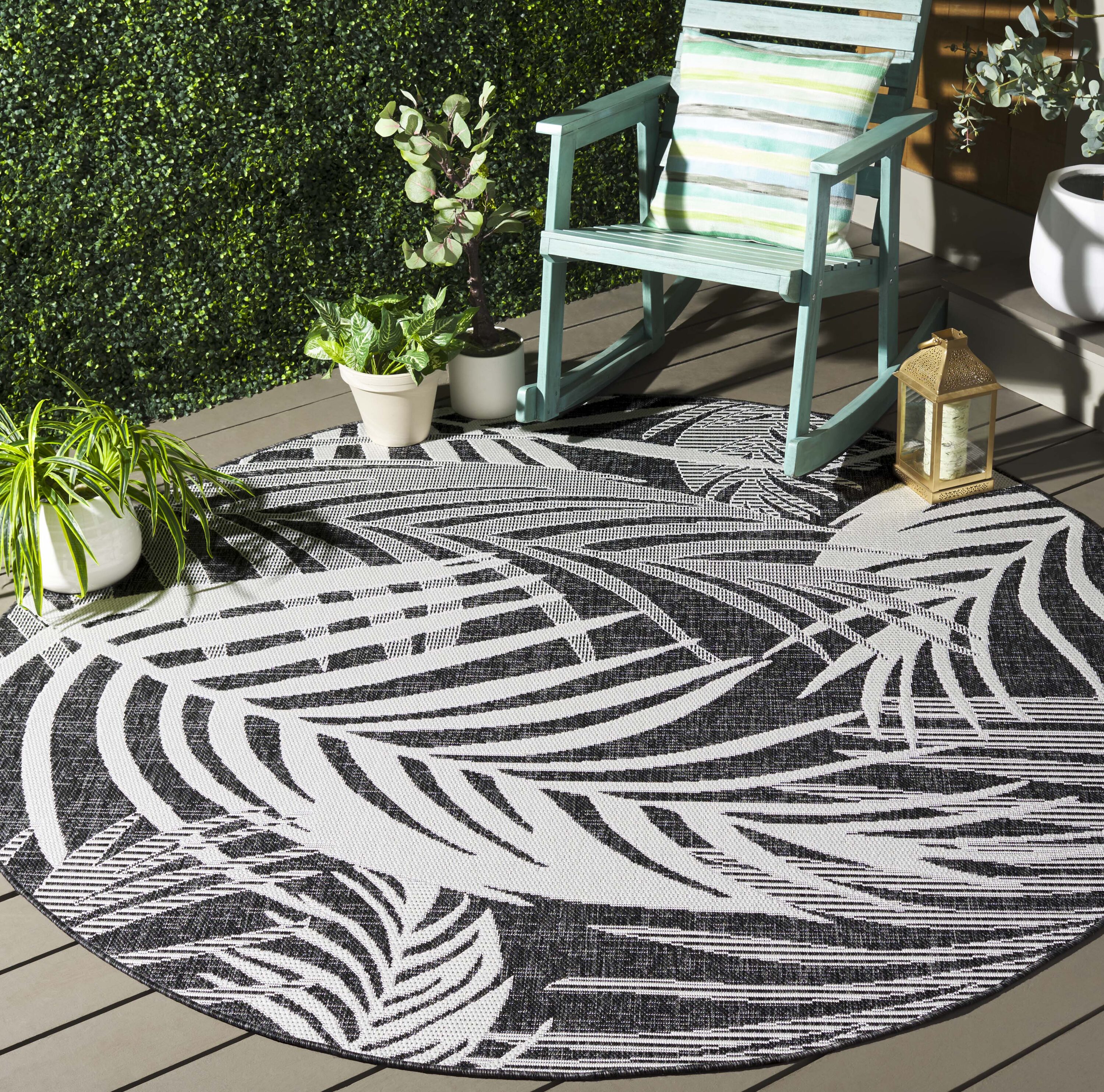Safavieh Beach House 294H Charcoal/Ivory 6ft-7in x 6ft-7in Round Rug in ...