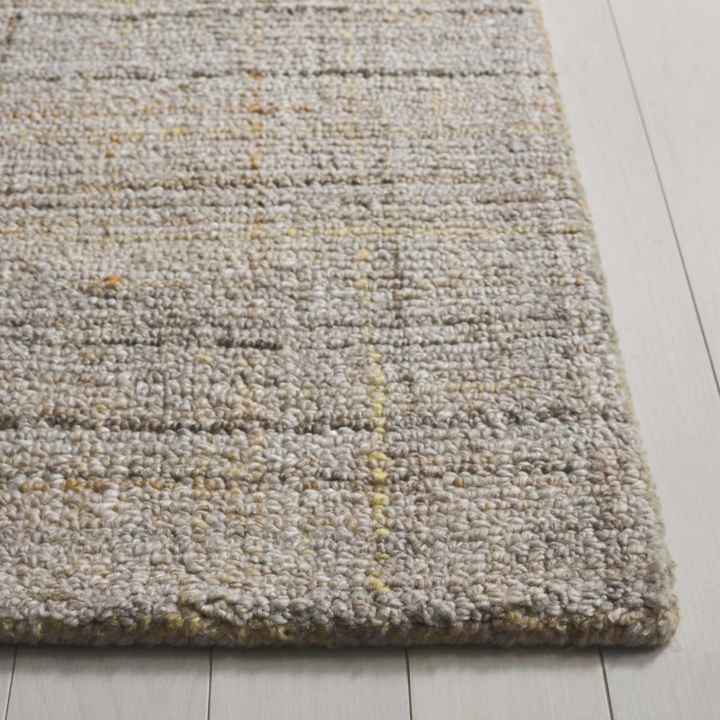 Safavieh Abstract 8 x 10 (ft) Tufted Polyester Light Green/Beige ...