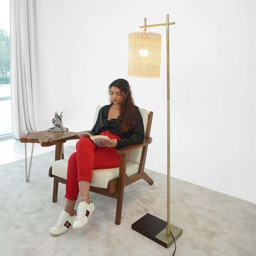Huluwat Tall Corner Floor Lamp Standing Light for Living Room Bedroom ...