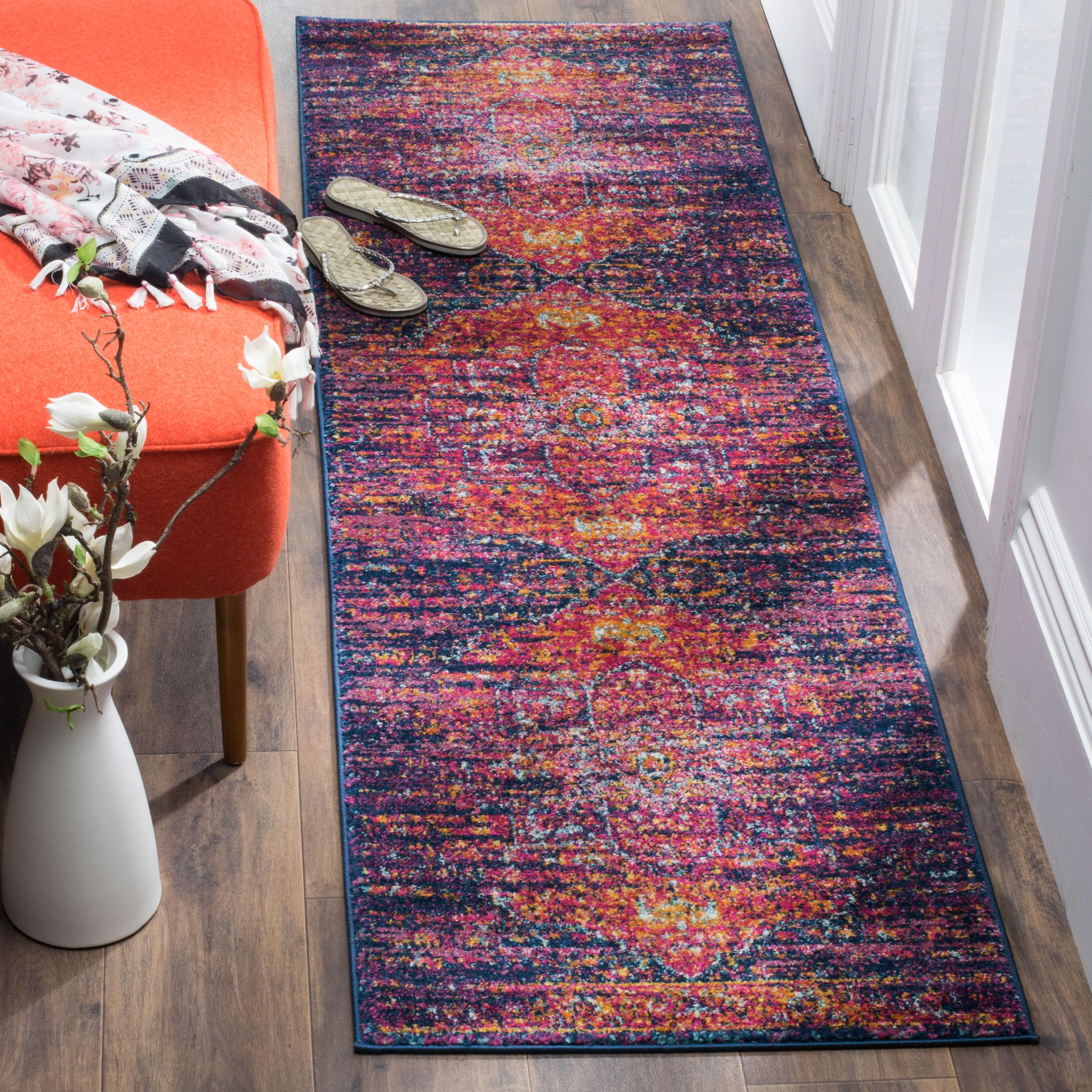 Safavieh Evoke Livia 2 x 9 (ft) Loomed Synthetic Blue/Fuchsia ...