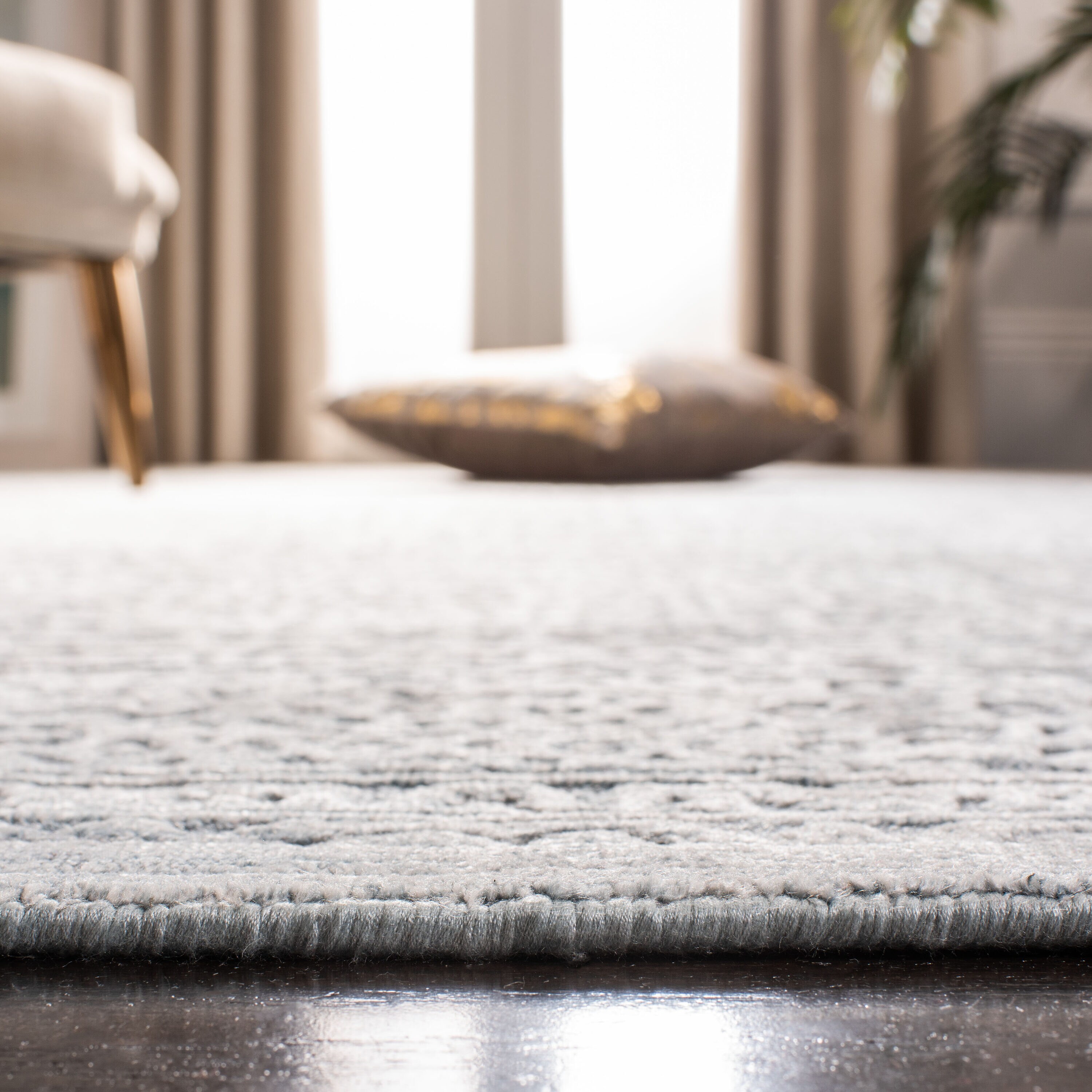 Safavieh Mirage 502 Sea/Blue Traditional 6ft x 9ft Medium Rectangle Rug ...
