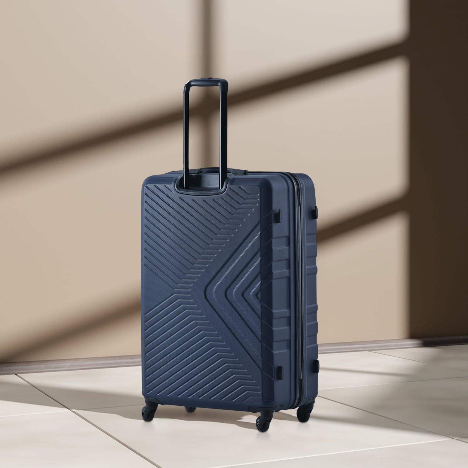 Flynama 29.75" x 19.9" x 11.25" Navy Plastic Hardshell Suitcase set in ...