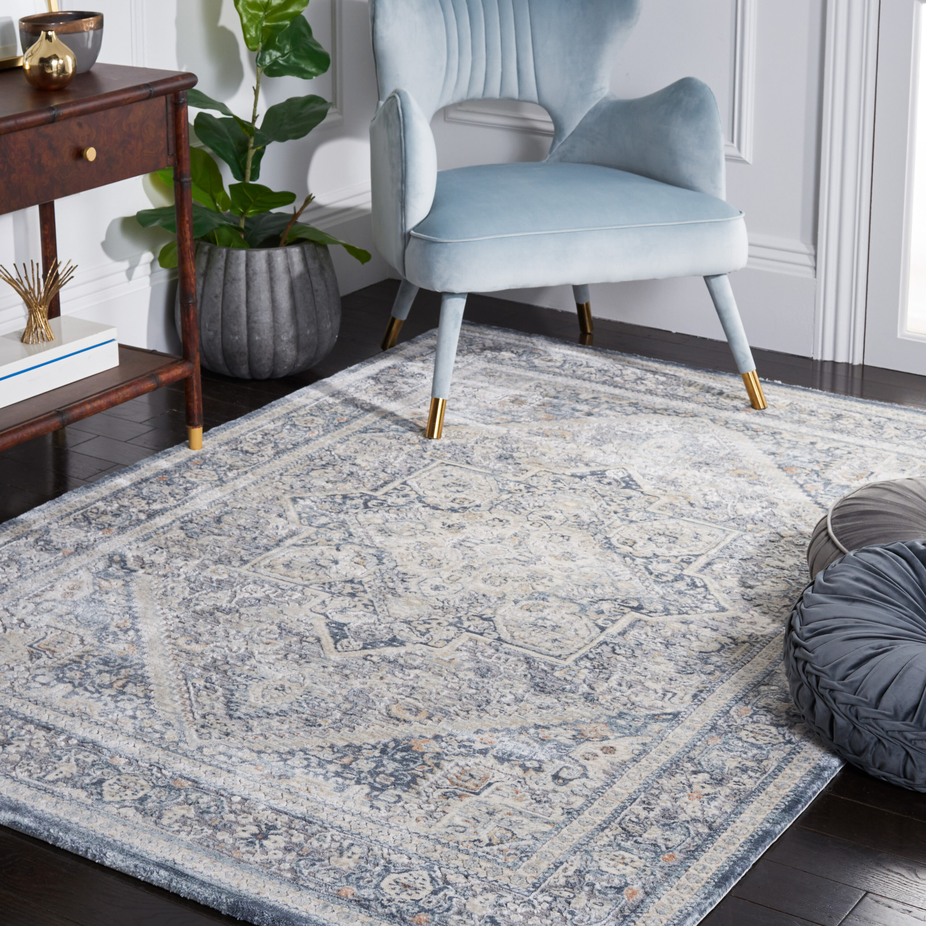 Safavieh Msr Cosmopolitan 689M Cream/Blue 4 x 6 Area rug in the Rugs ...