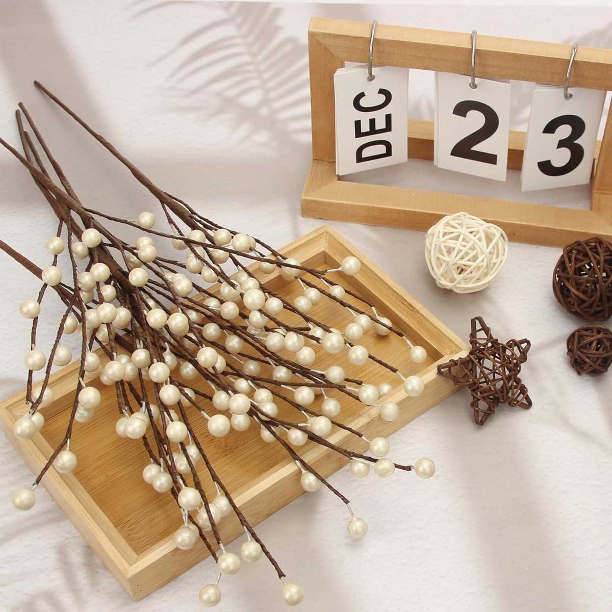Aoibox 12pcs Artificial White Berry Stems for Christmas Tree Holiday ...
