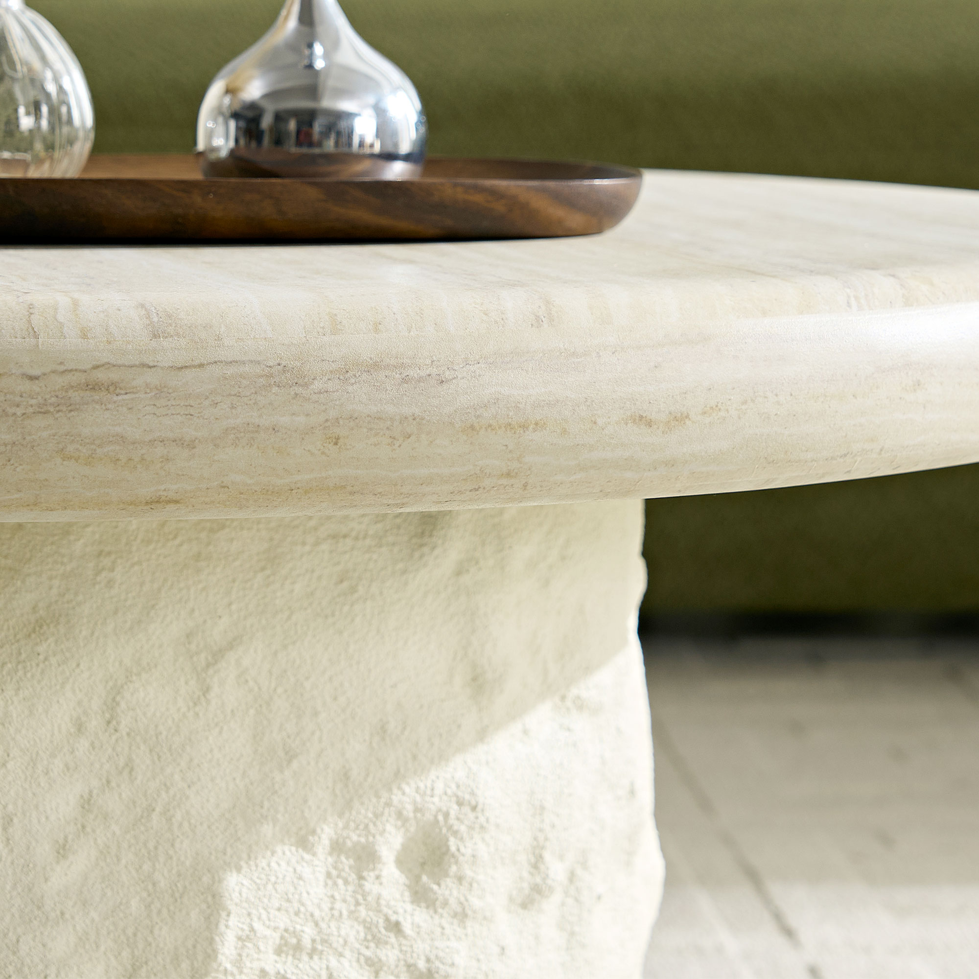 LUXEYARD Fiberglass Round Center Coffee Table for Living Room Imitation ...