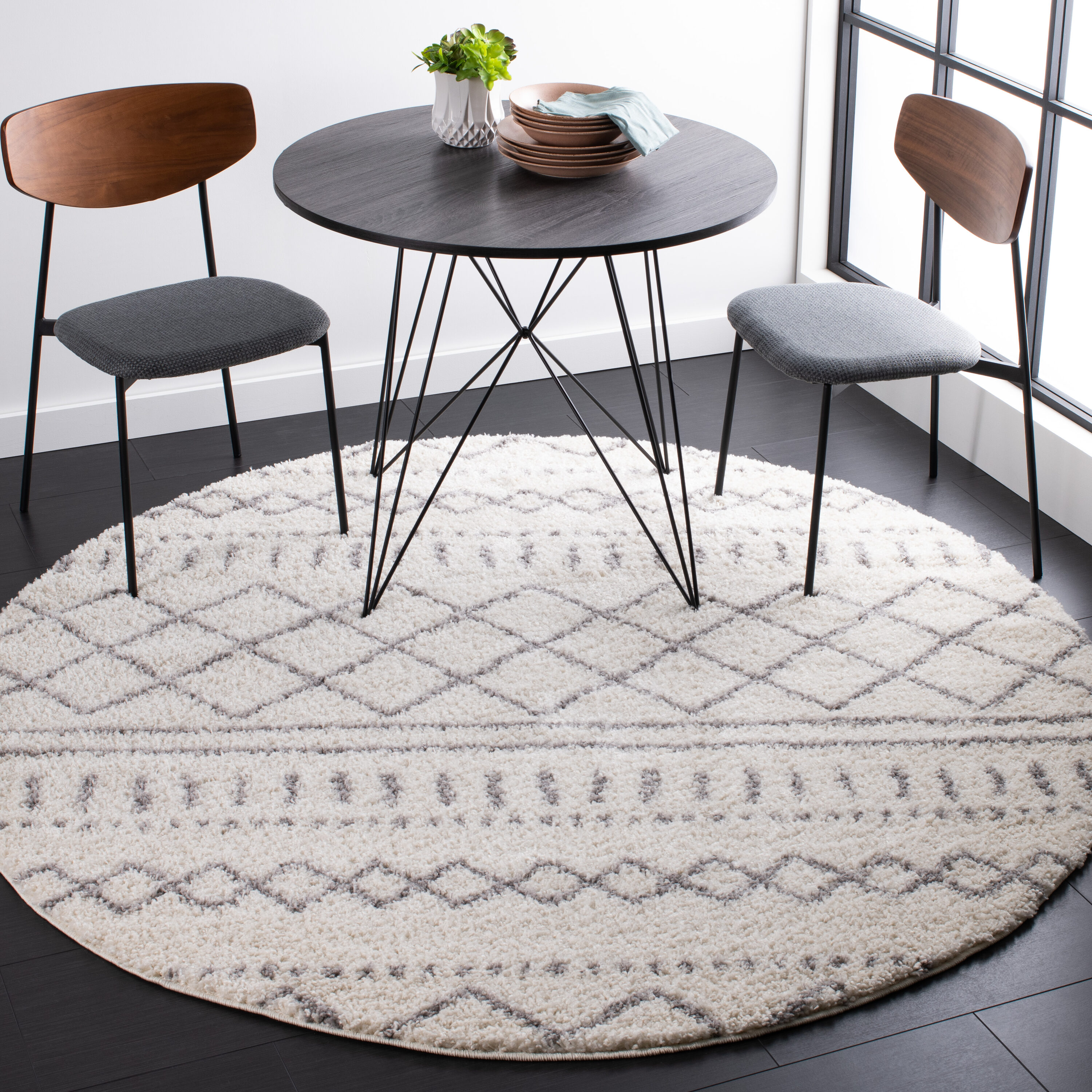 Safavieh Arizona Shag 741F Ivory Grey 8ft x 8ft Round Rug in the Rugs ...