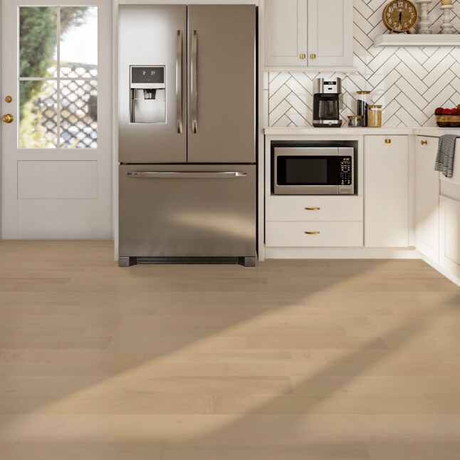 Shaw Axiom Maple Caf Au Lait Maple 1/2-in T x 5-in W Water Resistant ...